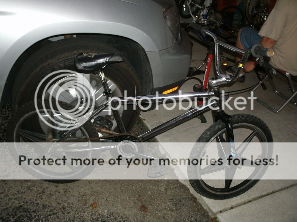 What I believe is a 96 Mongoose Looptail - BMXmuseum.com Forums